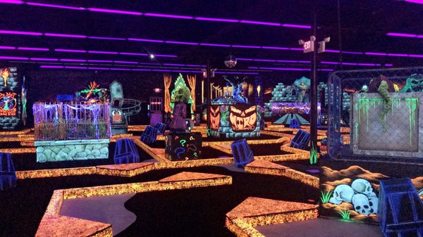 MONSTER MINI GOLF - 120 Photos & 74 Reviews - 775 Rte 1 S, Edison, New ...