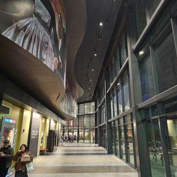 AMC NEWPARK 12 - Updated October 2025 - 859 Photos & 695 Reviews - 400 ...