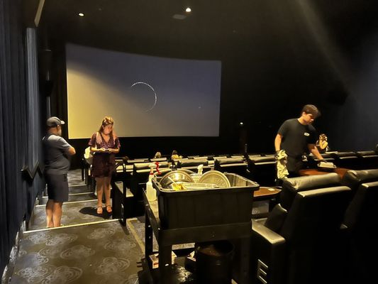 LOOK DINE-IN CINEMAS - Updated April 2025 - 237 Photos & 491 Reviews ...