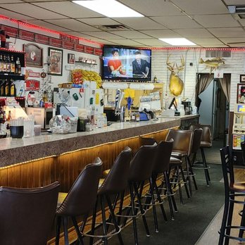 CASTLE BAR - Updated December 2025 - 22 Photos - 409 Main St, Newcastle ...