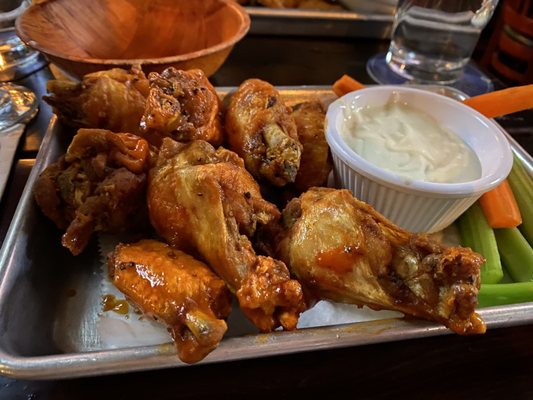 MELLER’S SPORTS HUB AND GRILL - 30 Photos & 14 Reviews - 1702 2nd Ave ...