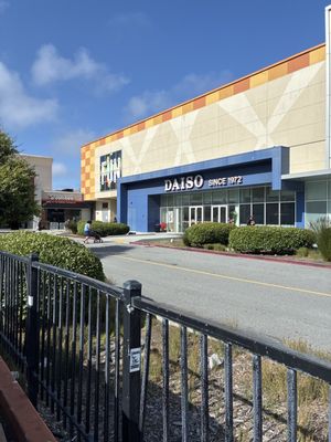 DAISO - Updated January 2026 - 570 Photos & 485 Real Reviews - 130 A ...