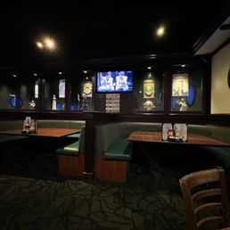 FLOWING TIDE PUB 2 - Updated January 2026 - 424 Photos & 323 Reviews ...