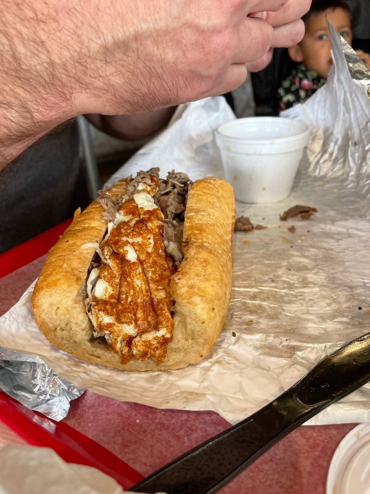 JOHNNY’S BEEF & GYROS - LINCOLN PARK - Updated June 2025 - 183 Photos ...