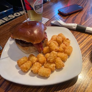 DOYLE’S CORNER - 70 Photos & 85 Reviews - Pubs - 4202 Broadway, Astoria ...