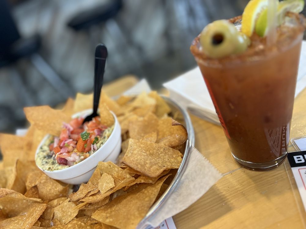 SLIDER INN - DOWNTOWN - Updated November 2025 - 160 Photos & 141 ...