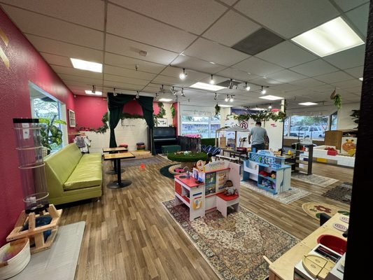 SPACE TO PLAY - Updated August 2024 - 25 Photos & 14 Reviews - 9683 Elk Grove Florin Rd, Elk ...