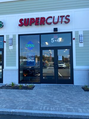 SUPERCUTS - Updated December 2025 - 11 Reviews - 5 Digital Way, MAYNARD ...