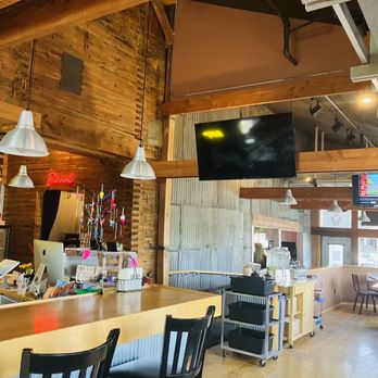 MATT’S BASEMENT - Updated January 2025 - 49 Photos & 22 Reviews - 413 ...