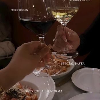 ROMAN WOLVES - Updated July 2024 - 300 Photos & 222 Reviews - 1980 ...