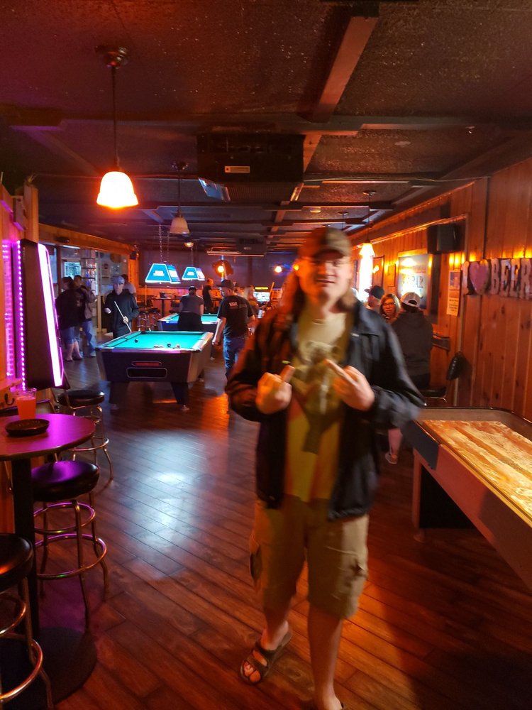 PONDEROSA BAR & LOUNGE - Updated October 2025 - 41 E Railroad Ave ...