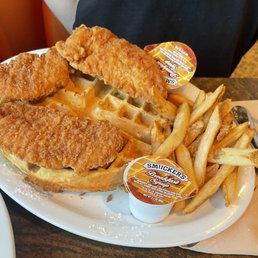 THE CHICKEN OR THE EGG - Updated October 2025 - 248 Photos & 225 ...