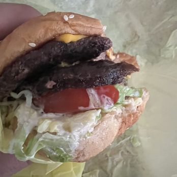 CHRIS’S BURGERS - Updated September 2024 - 603 Photos & 826 Reviews ...