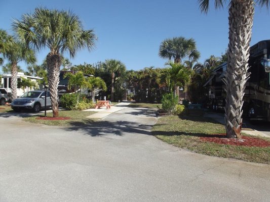 NEOPOLITAN COVE RV RESORT - 3790 Tamiami Trl E, Naples, Florida - RV ...