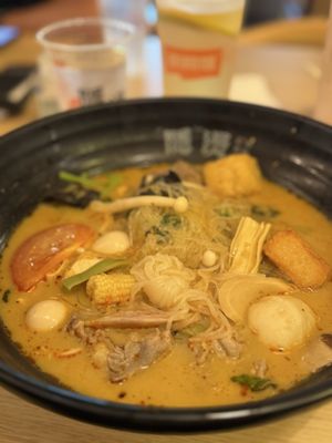 YIN TANG SPICY HOT POT - Updated October 2025 - 995 Photos & 377 ...