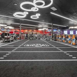 CRUNCH FITNESS - ORLANDO PARK - Updated December 2025 - 16 Photos ...