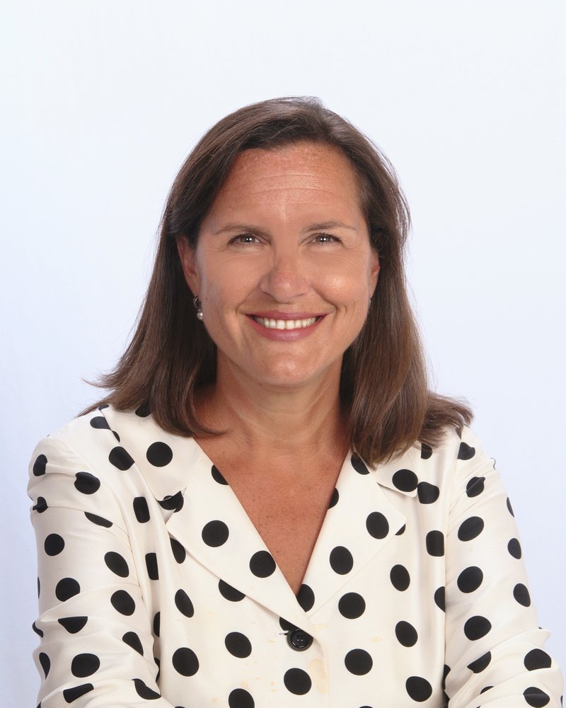 MCRAE ELLEN RLTR - Contact Agent - 306 Shadow Walk, Falls Church ...