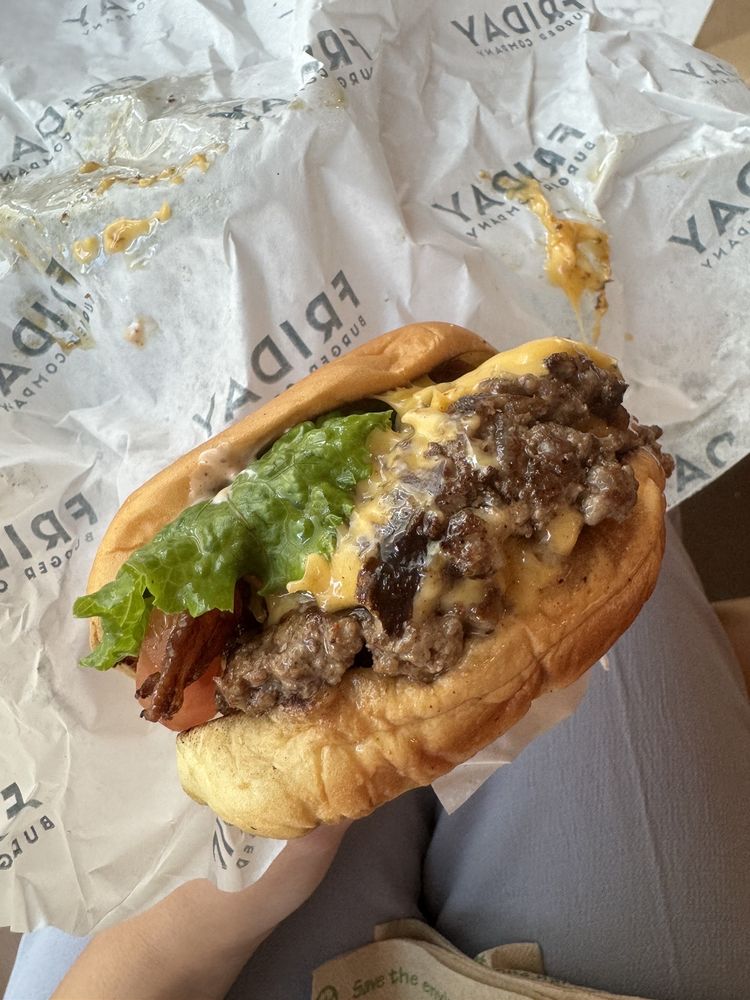 FRIDAY BURGER - Updated November 2024 - 81 Bay Street, Toronto, Ontario ...