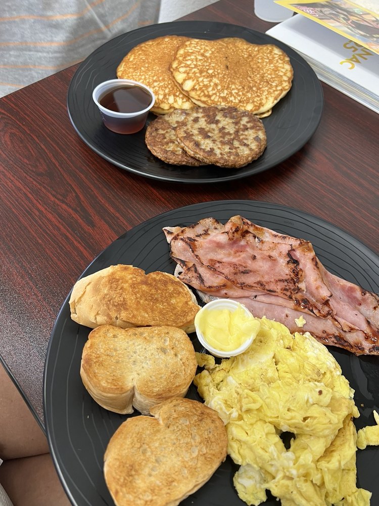 AJ’S BREAKFAST CLUB - Updated August 2024 - 23 Photos & 11 Reviews ...