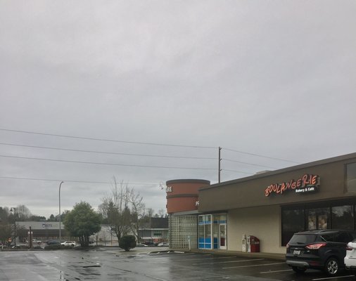 FACTORIA PLAZA - Updated November 2024 - 3900 Factoria Blvd SE ...