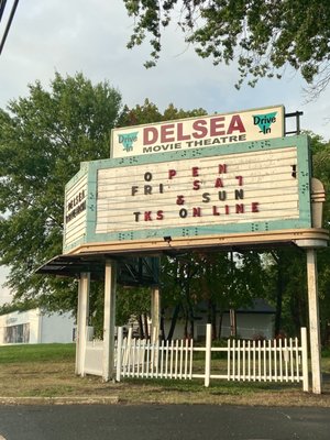 DELSEA DRIVE-IN - Updated January 2026 - 60 Photos & 158 Reviews - 2203 ...