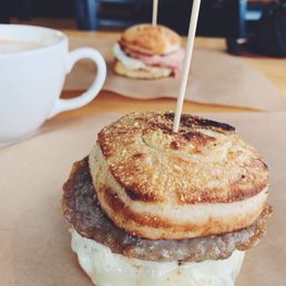 RIVER DAZE CAFE - 202 D Cascade Ave, Hood River, Oregon - 186 Photos ...