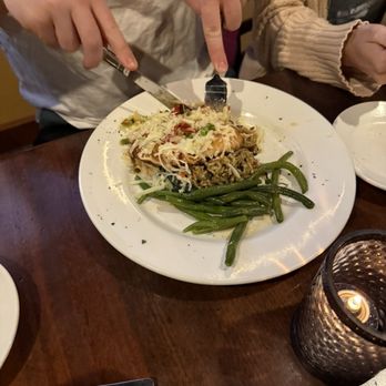 MIDDLE GROUNDS GRILL - Updated August 2025 - 563 Photos & 915 Reviews ...