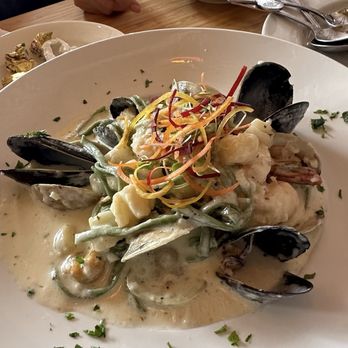 GROTTO FISH MARKET - Updated August 2024 - 1348 Photos & 762 Reviews ...