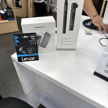 MOJO CAMERAS & COMPUTERS - Updated April 2025 - 198 Photos & 175 ...