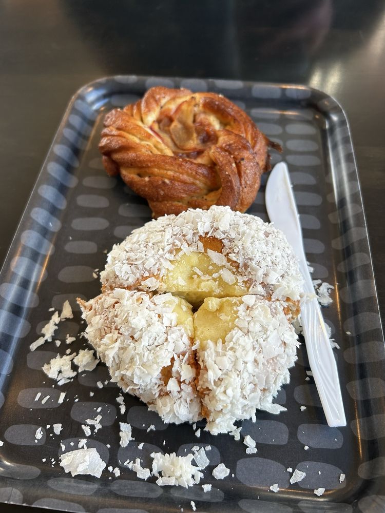 SMOR NORDIC BAKERI - Updated October 2025 - 74 Photos & 36 Reviews ...