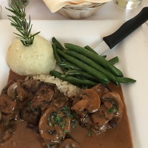 CHEZ YASU - 26 Photos & 68 Reviews - 2701 SW 17th St, Topeka, Kansas ...