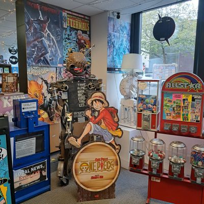 COMICS PLACE - Updated December 2025 - 19 Photos & 28 Reviews - 105 E ...