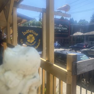 BUTTERCUP - 86 Photos & 161 Reviews - 35915 Hwy 101 N, Nehalem, Oregon ...