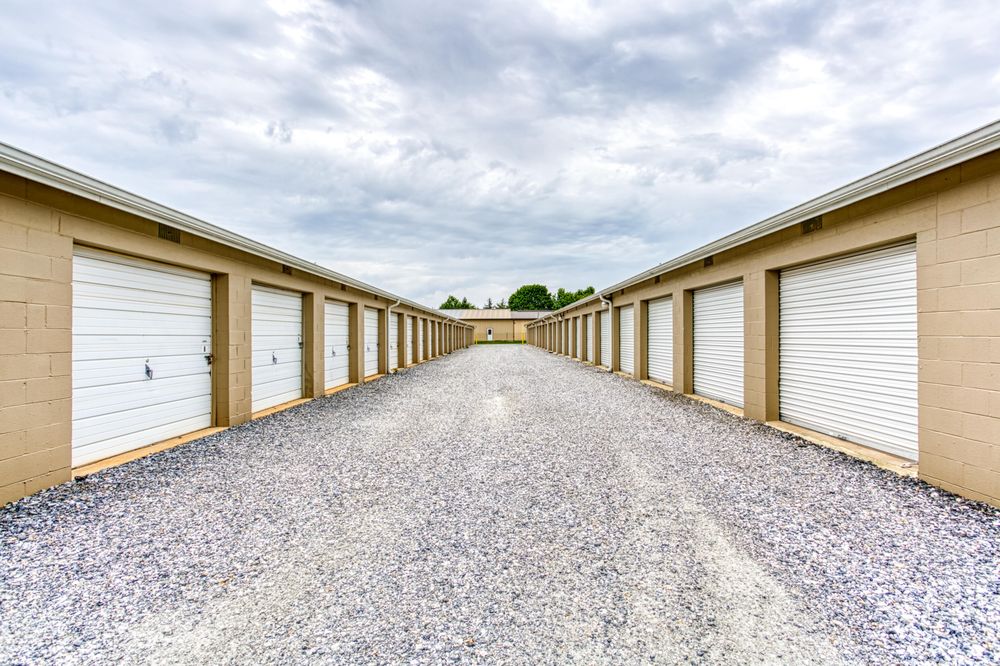 STORAGE SENSE - Updated July 2025 - 16 Photos - 2171 Palomino Rd, Dover ...