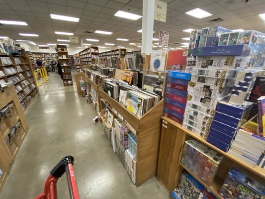 HALF PRICE BOOKS - 10 Photos & 98 Reviews - 4027 Tacoma Mall Blvd ...
