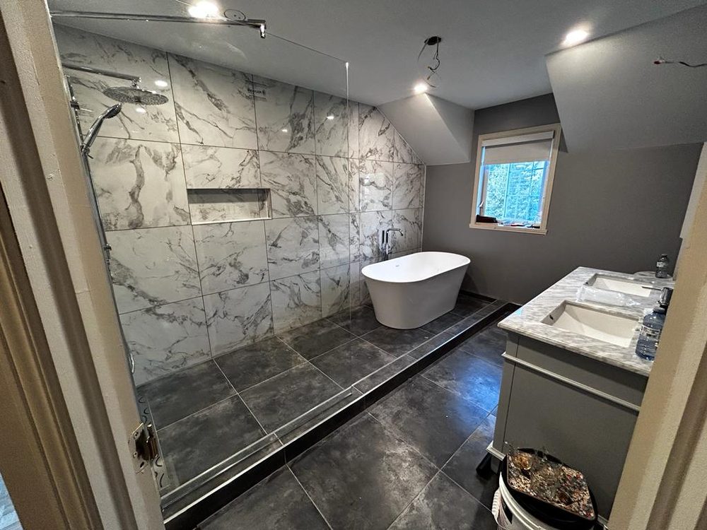 RENO S&S LUX - Updated December 2024 - Request Consultation - 3390 Rue ...