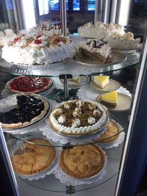 SWEET WATERS FAMILY RESTAURANT - Updated May 2025 - 18 Photos & 80 ...