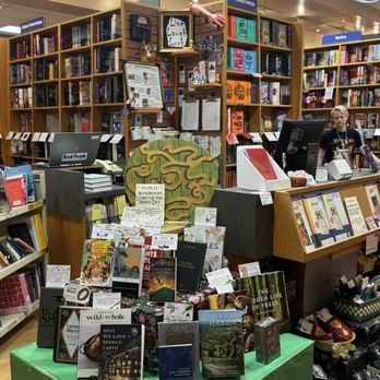BOOKPEOPLE - Updated August 2025 - 467 Photos & 596 Reviews - 603 N ...
