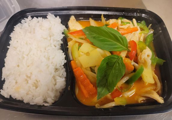 ROYAL THAI KITCHEN - Updated May 2026 - 100 Smith St, Clio, Michigan ...