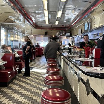 COLONIAL DINER - Updated November 2024 - 582 Photos & 393 Reviews - 27 ...