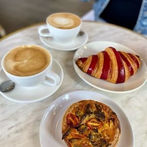 COCO’S DONUTS & COFFEE BAR - Updated November 2024 - 70 Photos & 43 ...