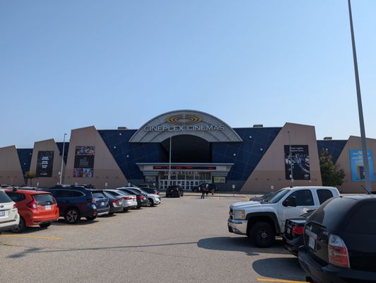 CINEPLEX CINEMAS QUEENSWAY AND VIP - Updated December 2024 - 203 Photos ...