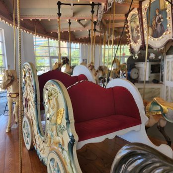 HAMPTON CAROUSEL - Updated October 2025 - 46 Photos - 602 Settlers ...