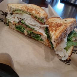 THE HOWE DAILY KITCHEN & BAR - Updated April 2025 - 346 Photos & 400 ...