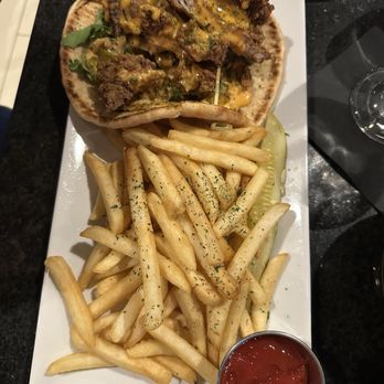 STADIUM XV CRAFT KITCHEN & SIM BAR - Updated December 2025 - 62 Photos ...