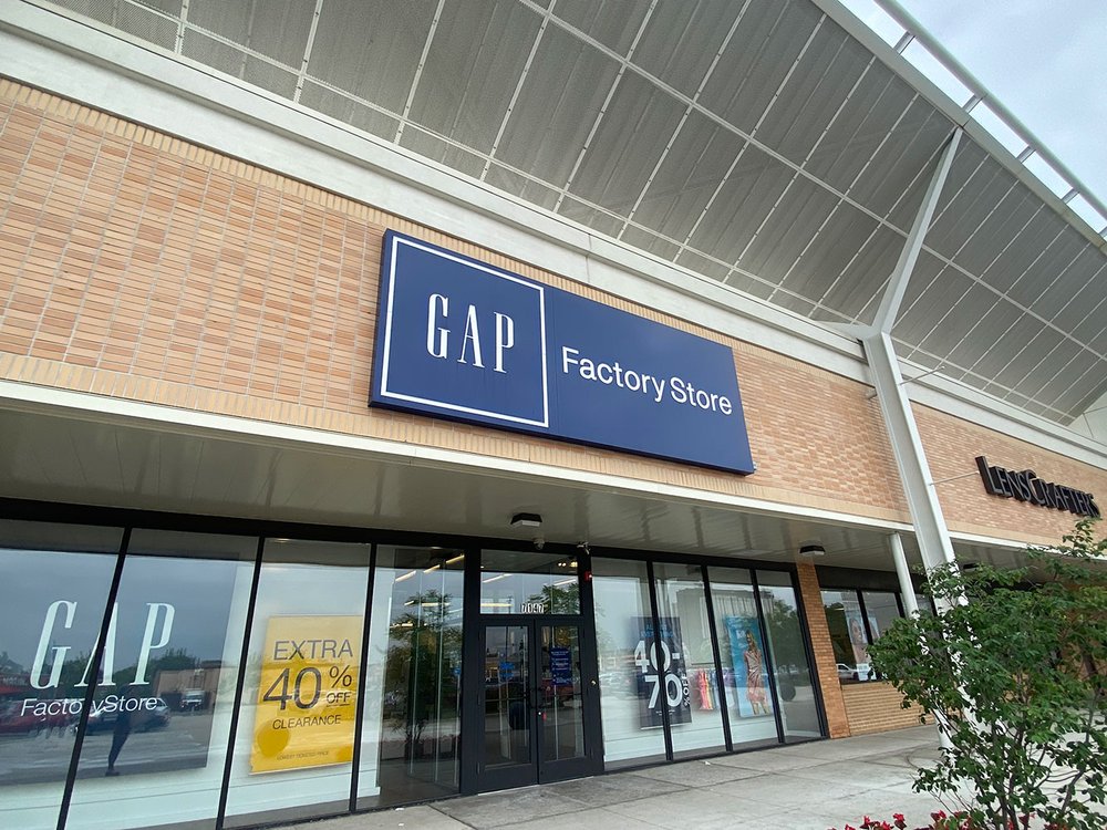 GAP FACTORY - Updated June 2025 - 11 Photos & 10 Reviews - 7147 Cermak ...