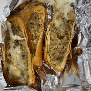 ROBIN’S SNOWFLAKE DONUTS & CAFE - 500 Photos & 171 Reviews - Donuts ...