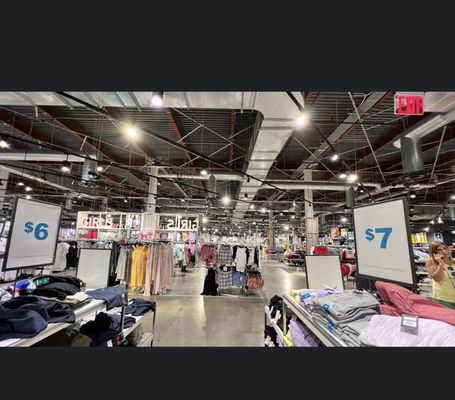 PRIMARK - Updated October 2025 - 63 Photos & 58 Reviews - 2655 Richmond ...