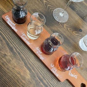 VINTNER’S TABLE - 32 Photos & 33 Reviews - 135 Bridge St, Phoenixville ...