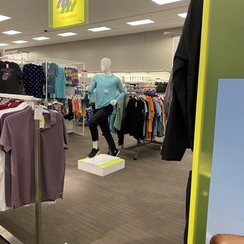 TARGET - Updated January 2025 - 425 Photos & 326 Reviews (3.3 stars ...